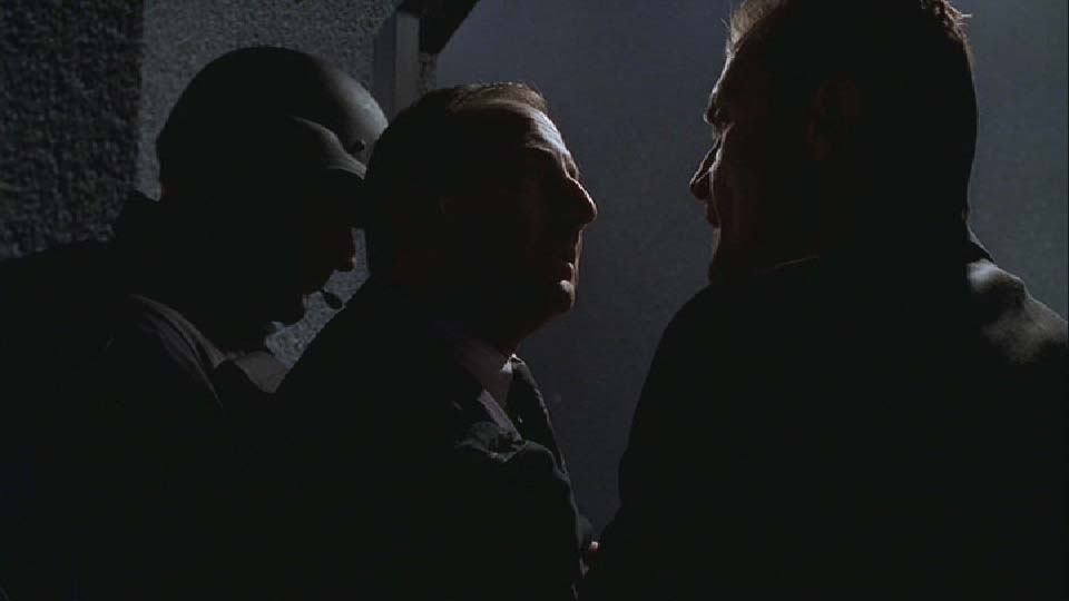 Salvage - X-Files - Robert Patrick Shrine, Agent John Doggett