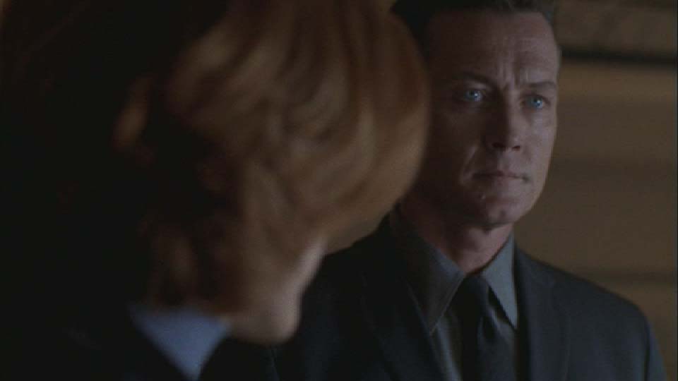 Salvage - X-Files - Robert Patrick Shrine, Agent John Doggett